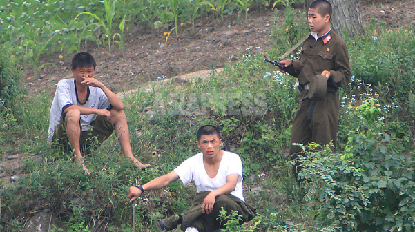 ＜Inside N.Korea＞ Celebrating Mood in Pyongyang Is Propaganda, High ...